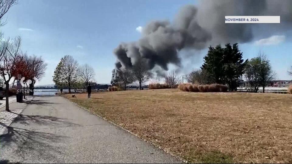 FDNY: Fire erupts at NYPD auto pound in Red Hook - NewsBreak