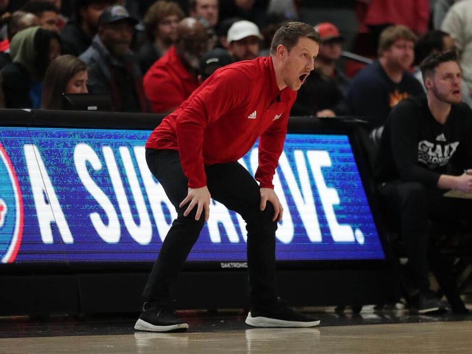 Alabama men's basketball assistant coach Austin Claunch targeted for ...