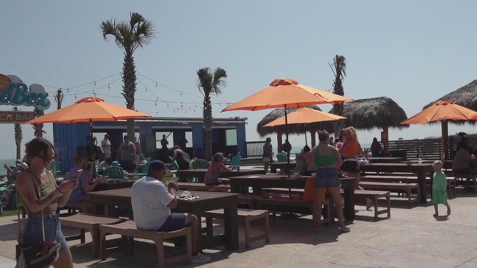 Sandbox Beach Bar opens on Padre Island ahead of Spring Break crowds ...