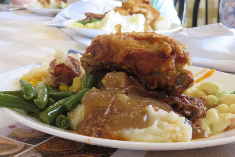 The Iconic Ohio Buffet Where The All-You-Can-Eat Spread Feels Frozen In ...