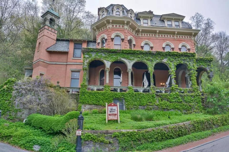 This Stunning Historic House Inspired Disney’s Haunted Mansion—and You ...
