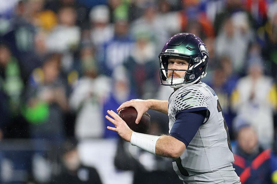 Seattle Seahawks Face Quarterback Concerns Before Playoff - NewsBreak