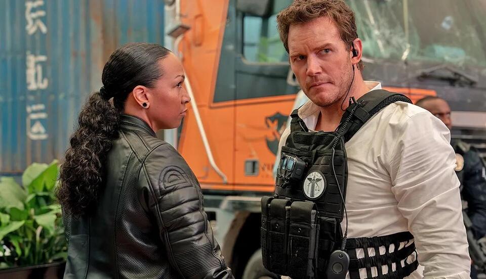 Mercy Review: Chris Pratt Faces AI Justice in a Real-Time Thriller ...