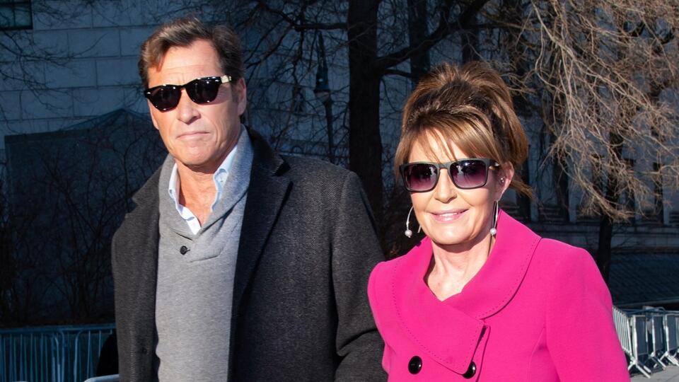 Family of Sarah Palin’s Boyfriend Ron Duguay Launches GoFundMe Amid His ...