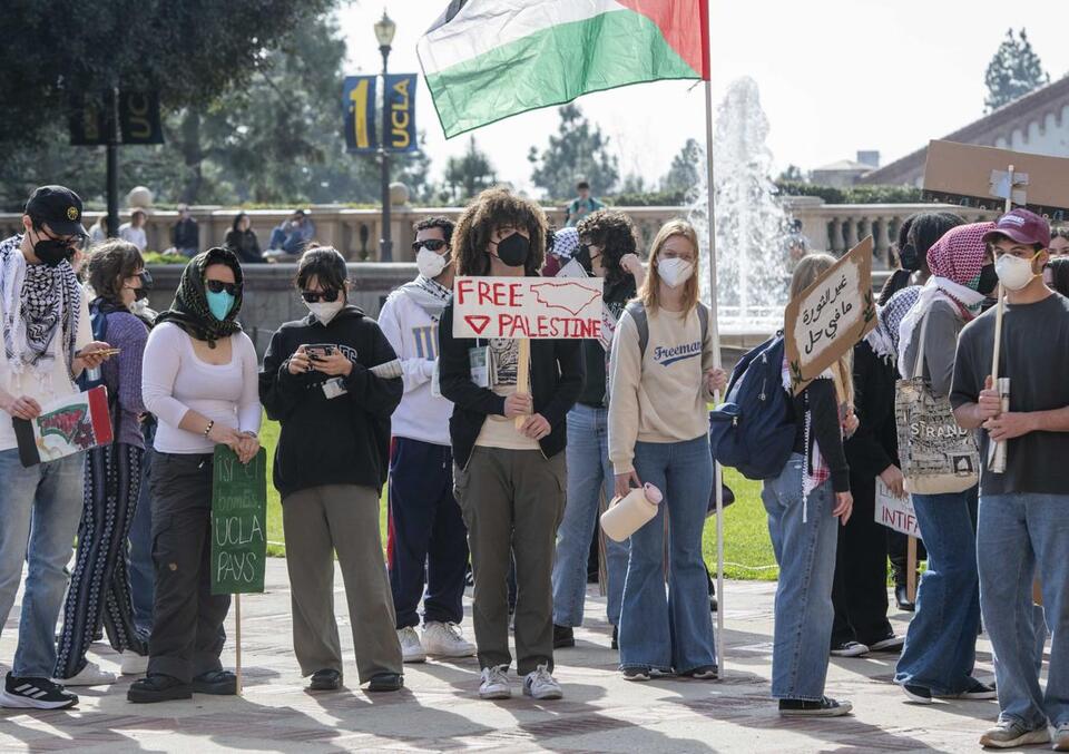 Multiple pro-Palestine groups protest suspension of SJP, Graduate SJP ...
