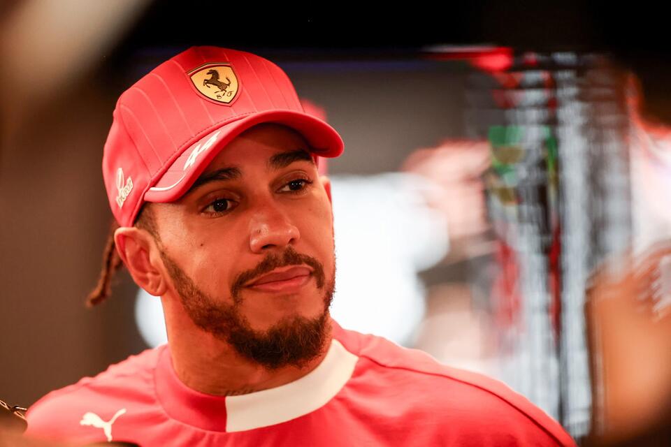 Lewis Hamilton ‘splits with manager’ – just four weeks before 2026 F1 ...