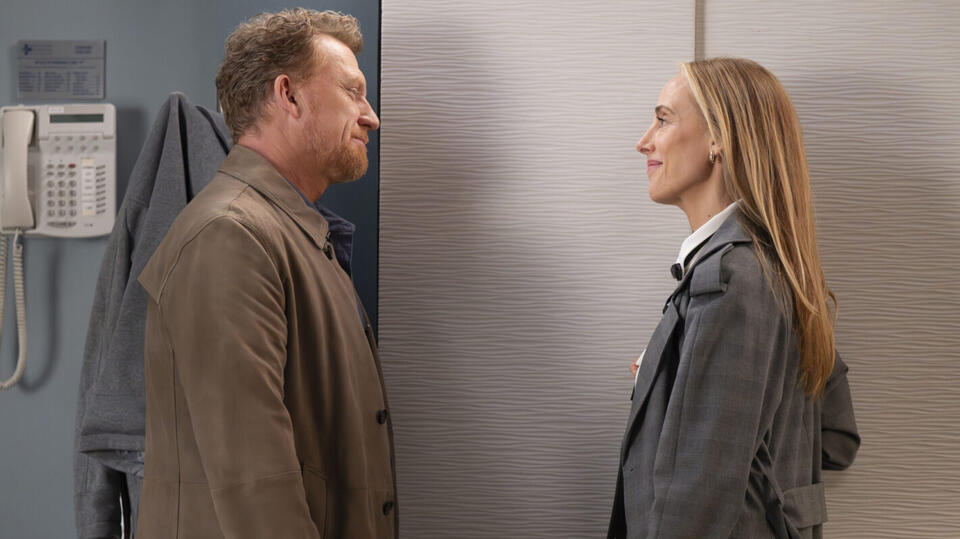 Did ‘Grey’s Anatomy’ Just Reveal How Owen & Teddy Are Exiting the Show ...