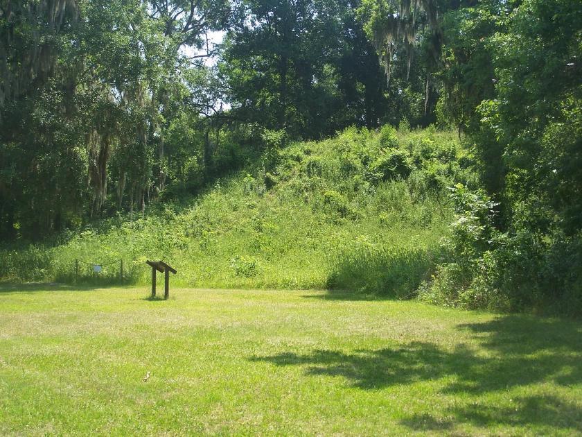 Parks and Museums: Lake Jackson Mounds