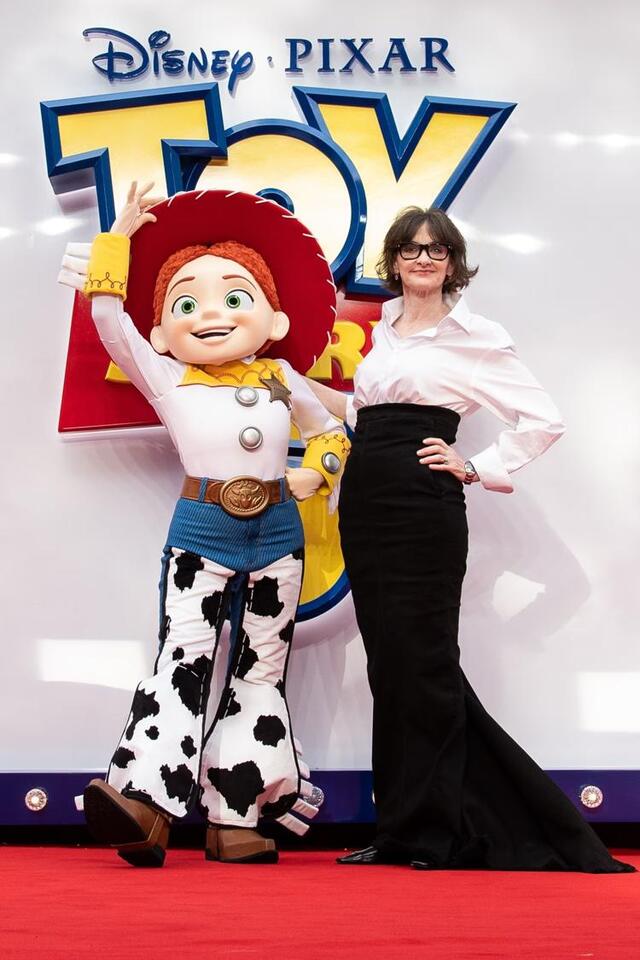 Joan Cusack makes 1st red carpet appearance in 11 years at 'Toy Story 5 ...