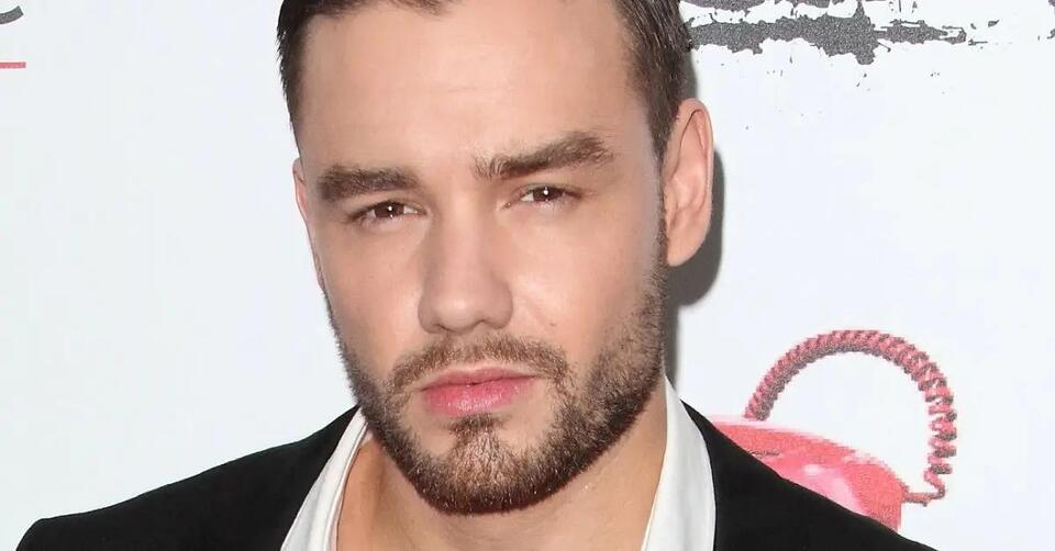 The Final Photos: Liam Payne Seen Being Carried Through Hotel Lobby ...