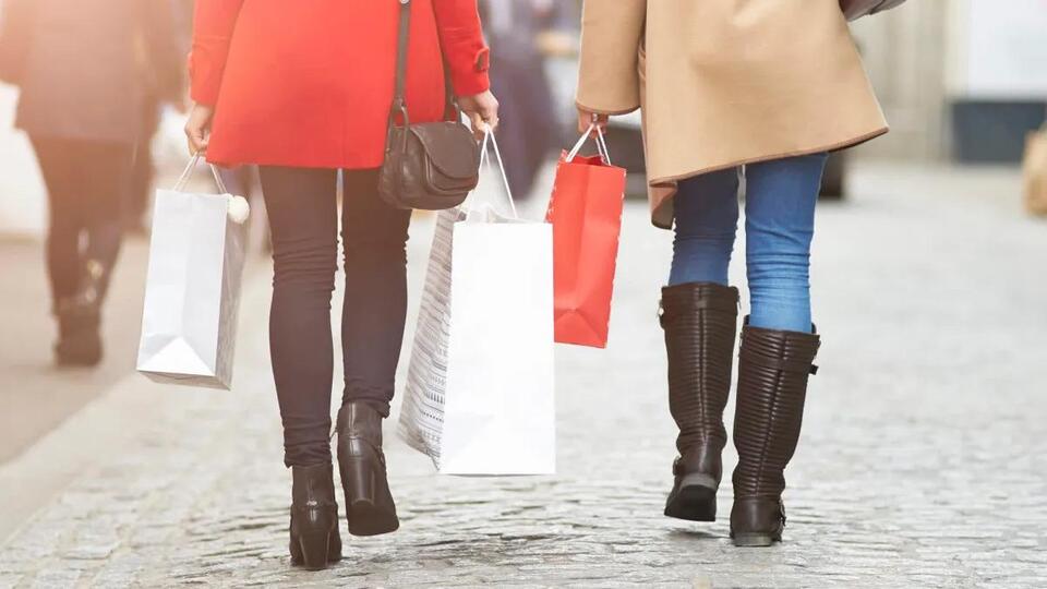 260 Sample Sale announces temporary closure of Chicago store, plans to ...