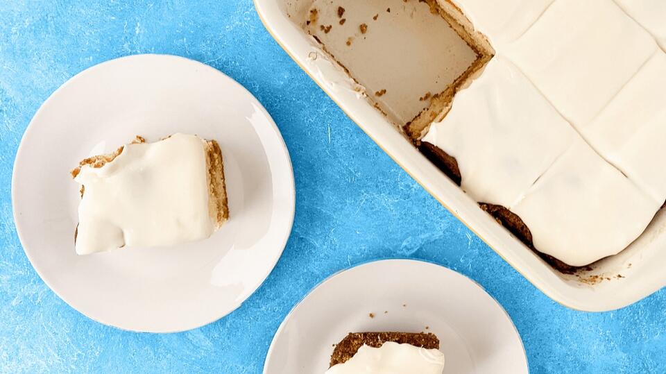 Honey Bun Cake - from a Cake Mix! - NewsBreak