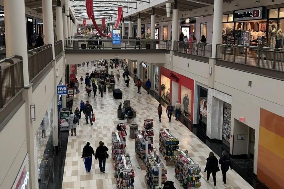 Is Crossgates a Dead Mall? YouTuber Investigates To Find Out - NewsBreak