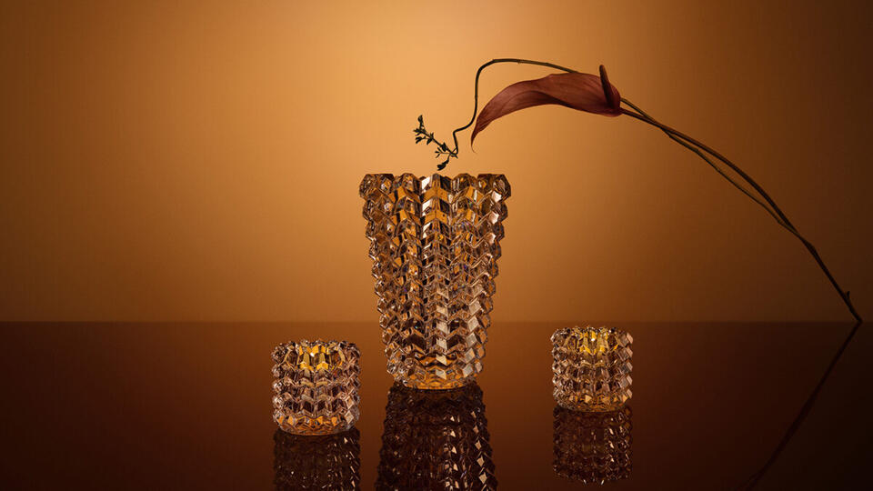 The Los Angeles Magazine 2025 Holiday Gift Guide - NewsBreak