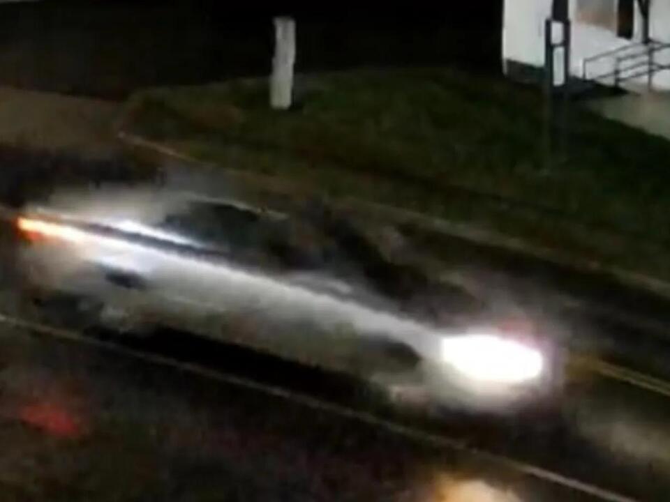 Driver Sought In Baltimore County Hit-And-Run Crash: Police Driver Sought In Baltimore County Hit-And-Run Crash: Police
