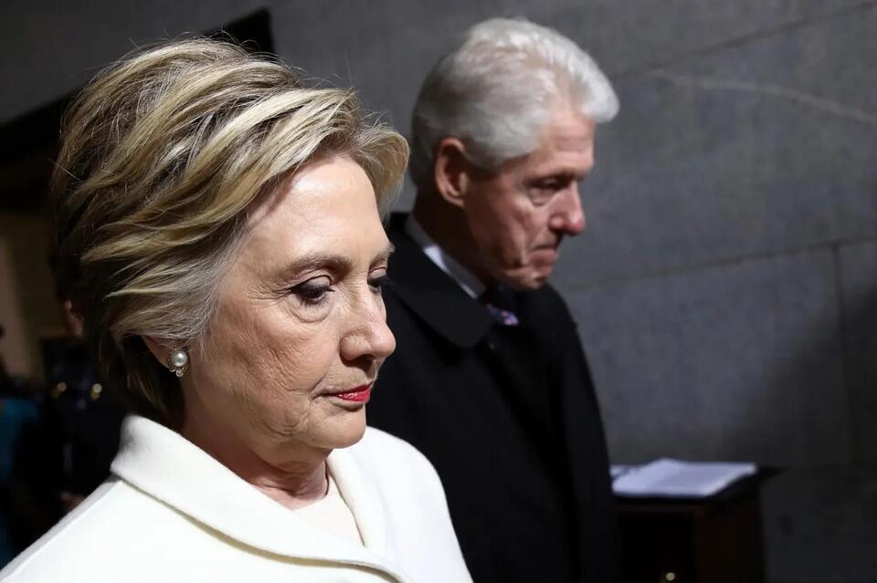 Bill and Hillary Clinton Risk Prison Over Epstein ‘Silence’—James Comer ...