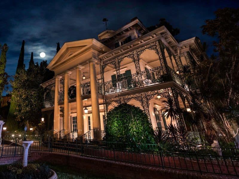 Disney Reveals Reopening Date for Iconic Haunted Mansion