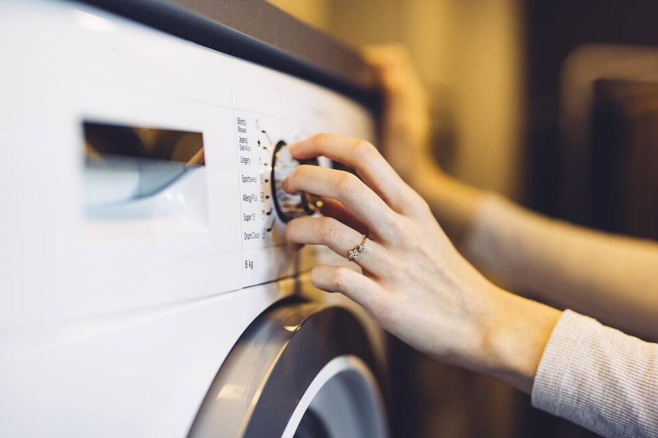 7 Easy Ways To Stop Static Cling In Your Clothes For Good - NewsBreak