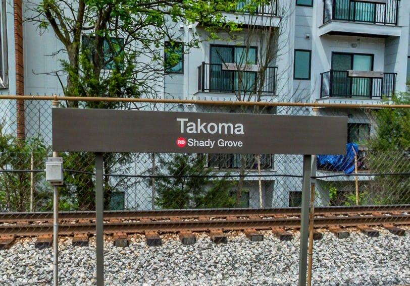 Person Struck by Metro Train Sunday Afternoon - NewsBreak