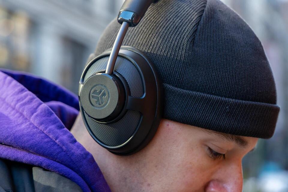 JLab JBuds Open Headphones Review: How Open Is Too Open? - NewsBreak
