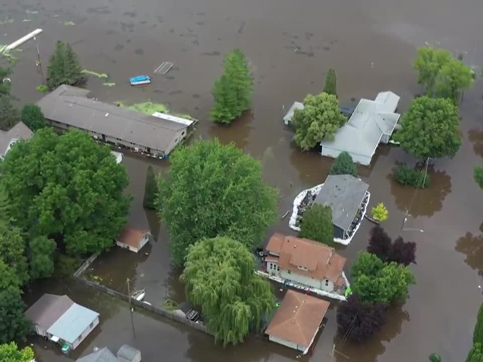 Waterville community comes together amid devastating flooding