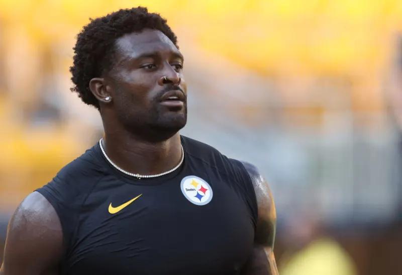 Steelers Confirm $45M Punishment for DK Metcalf After NFL Suspended WR ...