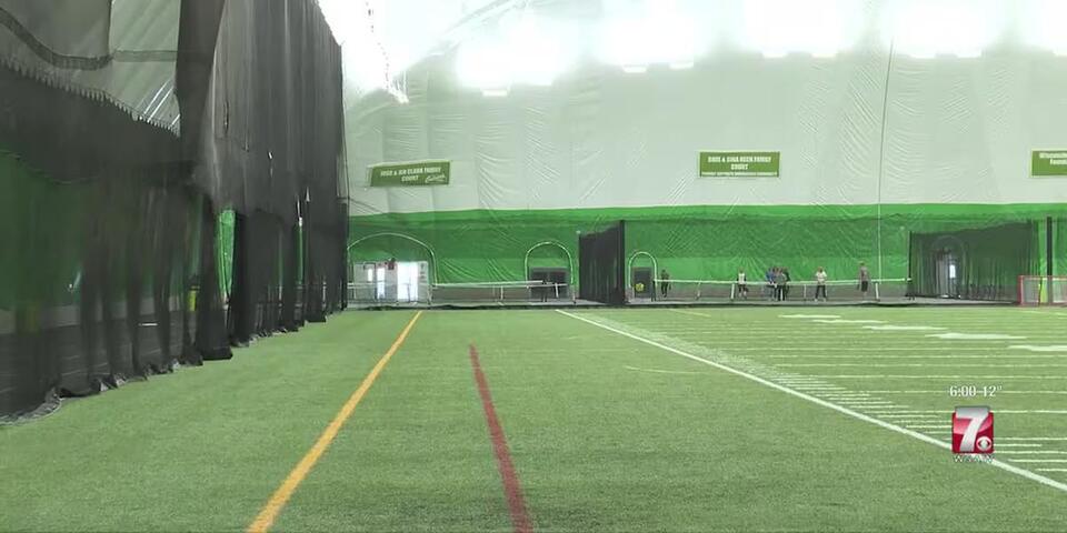 Power outage causes Hodag Dome to partially collapse, structure ...