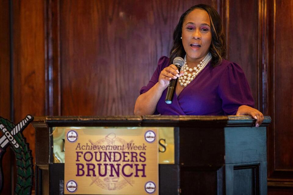 Fulton County DA asks appeals court to keep her on Trump case - NewsBreak