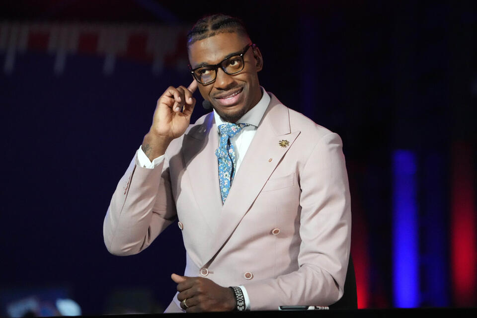 Robert Griffin III Gives Seven-Word Description of Texas Longhorns ...