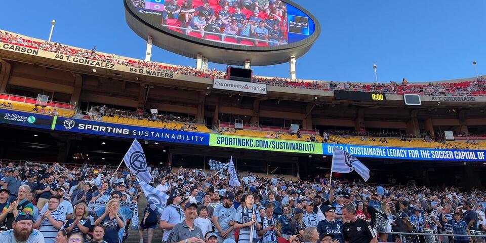 Near record-breaking crowds take the stands at Arrowhead for Sporting ...
