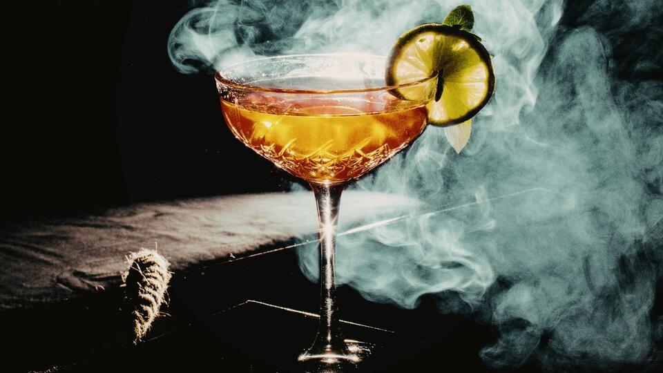 Ghost Stories and Cocktails Collide at This Haunted Hudson Valley ...