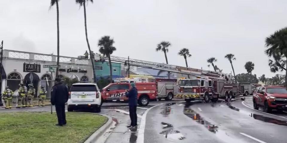 Fire causes serious traffic impacts on St. Armands Circle - NewsBreak
