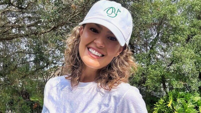 Golf Reporter Amanda Balionis Stuns Fans With Eye-Popping Holiday Dress ...