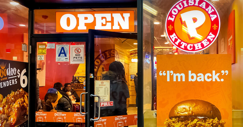 Popeyes Brings Back a Classic for its 50th Birthday - Trendradars Latest