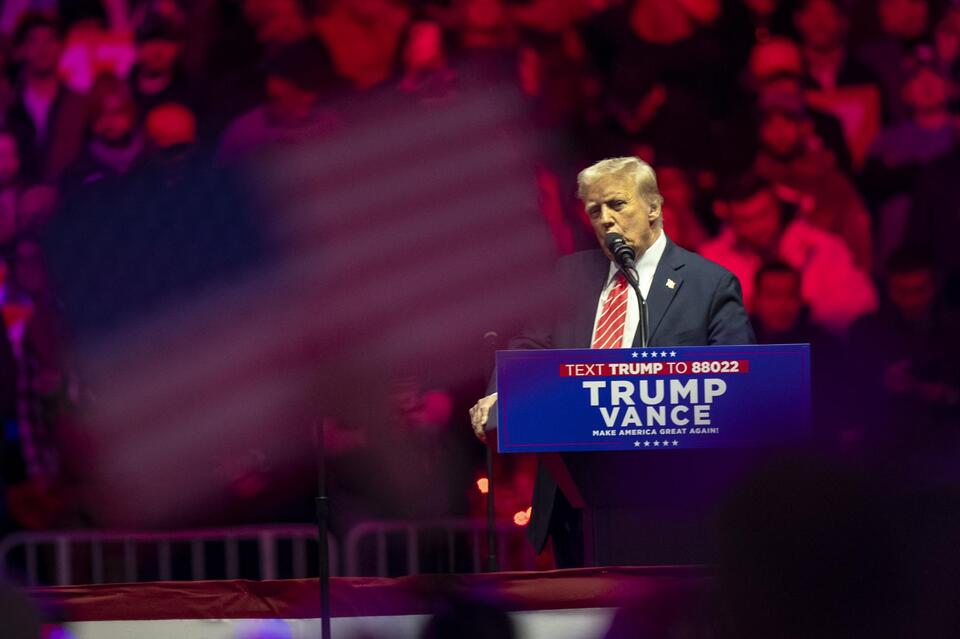Trump takes victory lap, thrills MAGA crowd at pre-inauguration rally ...