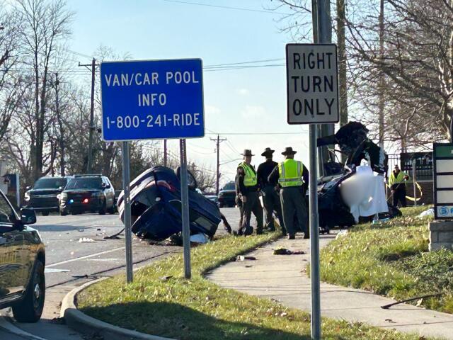 Driver killed in crash that split vehicle in half in Anderson ...