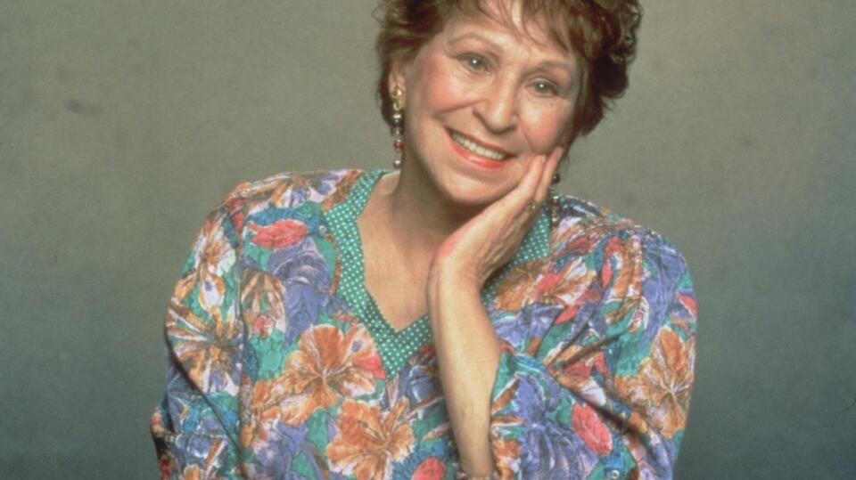 'Bewitched' Actress Alice Ghostley Refused "2nd Mrs. Kravitz" Role ...