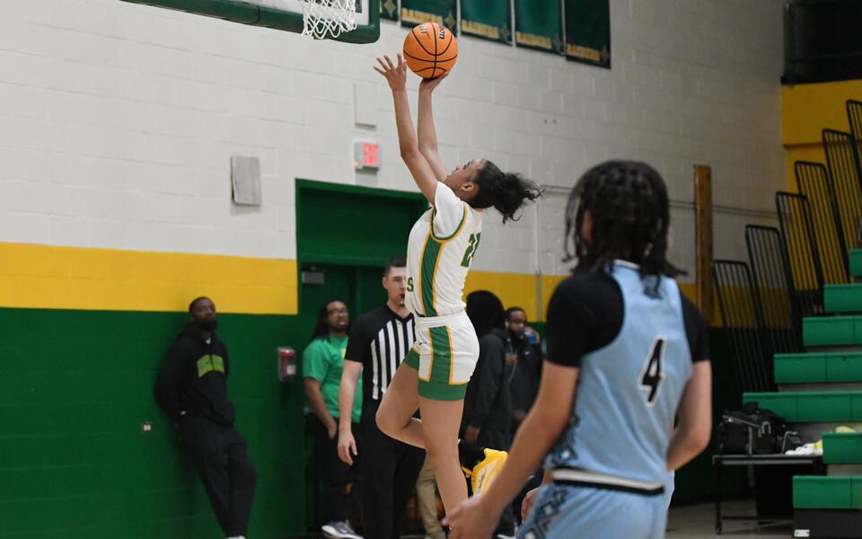 Lady Raiders drop first MSC game in overtime - NewsBreak