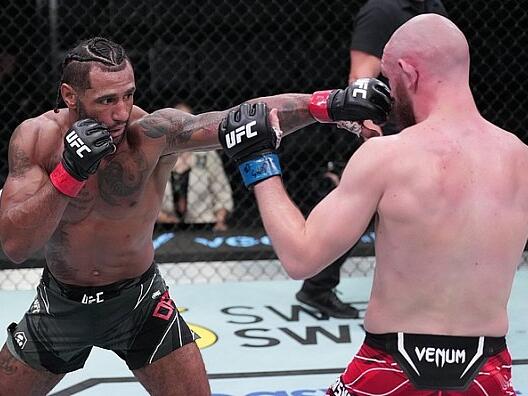 Torn Bicep Forces Mike Davis Out of UFC Denver Bout vs. Drew Dober