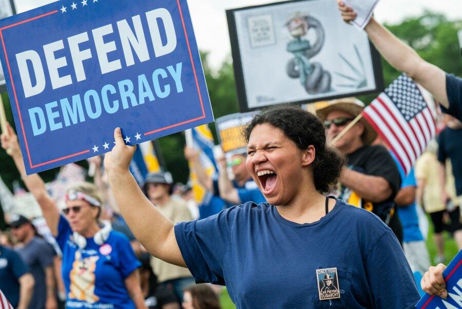 'Unite for Vets' rally in Washington, D.C., protest overhaul of VA ...