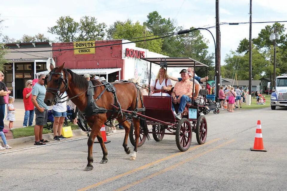 Pioneer Day parade celebrates Generations of Pioneers - NewsBreak