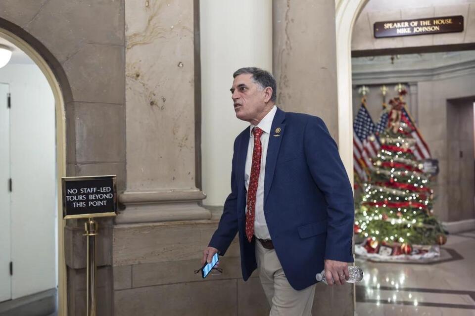 A Georgia mayor will challenge U.S. Rep. Andrew Clyde in 2026 ...