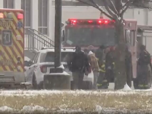 2 dead after driver crashes vehicle into warehouse on Detroit's west ...