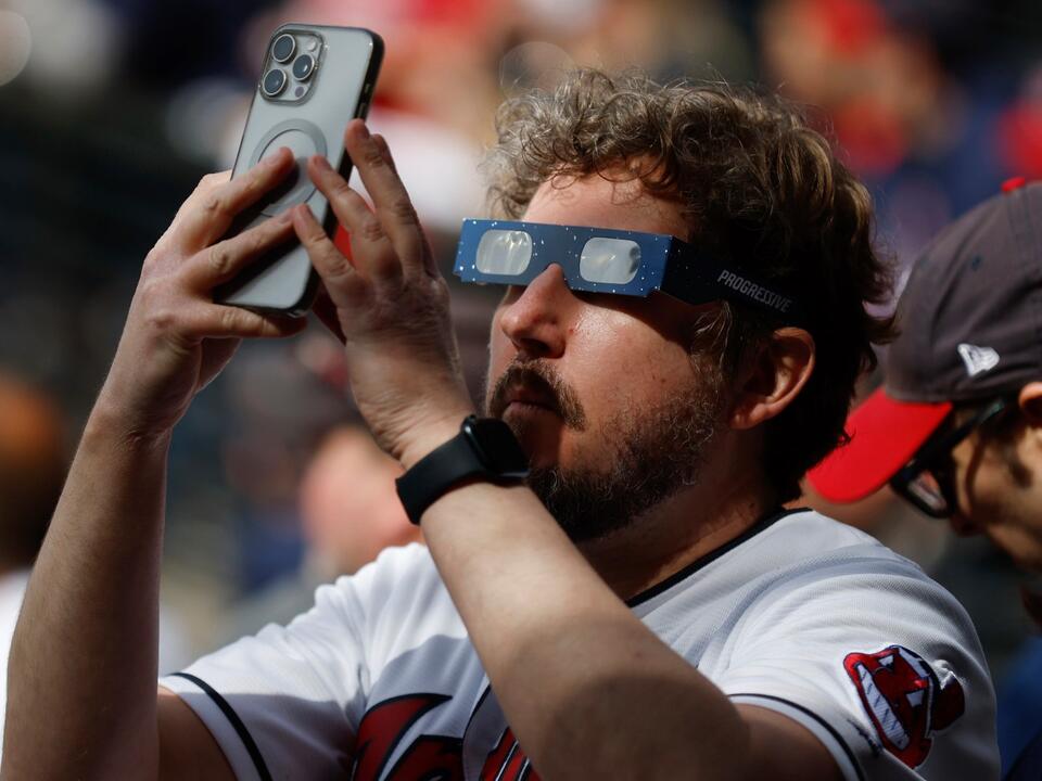 Cleveland Guardians fans enjoy total solar eclipse at Progressive Field
