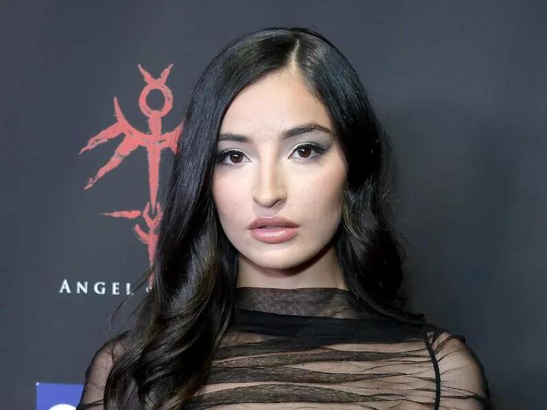 Adult Film Star Emily Willis Is 'Fighting For Life' In 'Vegetative Coma'