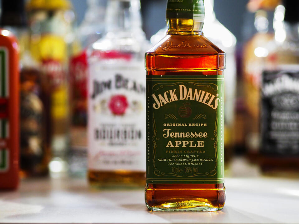 Jack Daniel’s Owner Takes 62% Sales Hit in Canada Amid Tariff Boycott ...