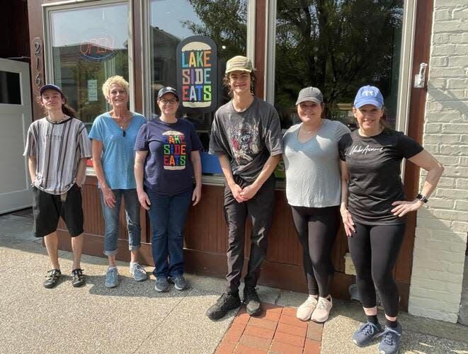 Lakeside Eats sandwich shop opens in downtown Grand Haven - NewsBreak