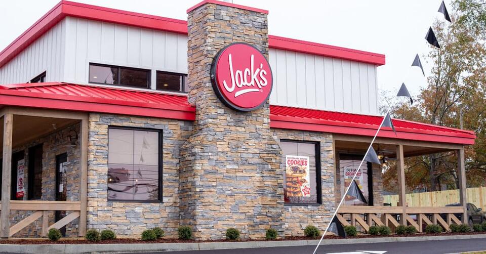 This Popular Southern Chain Is coming for All Fast Food Chains with it ...