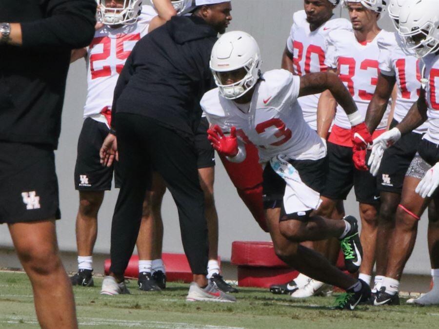 Transfer Portal Spotlight: Houston WR Sam Brown is a productive option ...