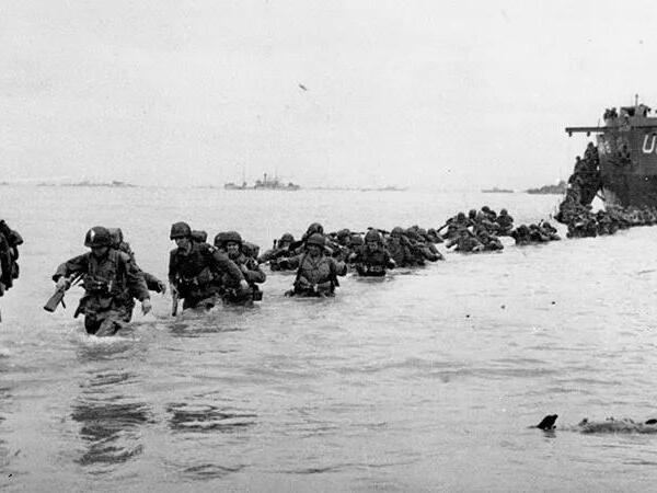 WWII veteran visits Normandy after 80 years for D-Day anniversary